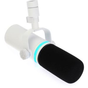 BEACN Mic USB-C Dynamic Broadcast Microphone with Boom Stand - White ...