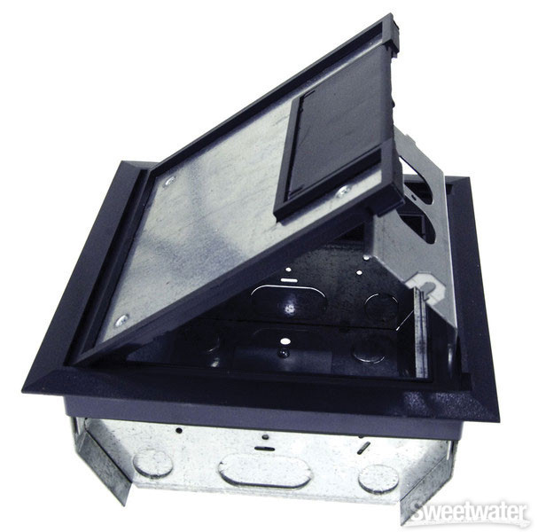 Pro Co Medium Floor Pocket FP4 | Sweetwater