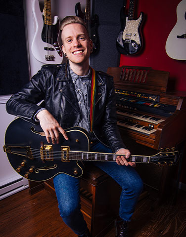 Craig Mills | Sweetwater