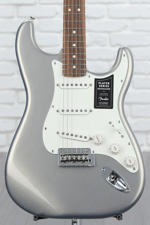 Fender Player Stratocaster - Silver | Sweetwater