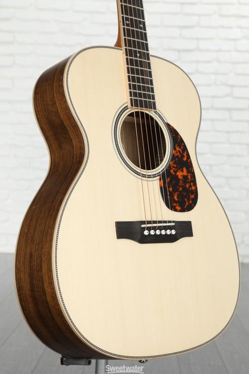 Larrivee OM-40 Custom Ovangkol - Natural Satin | Sweetwater