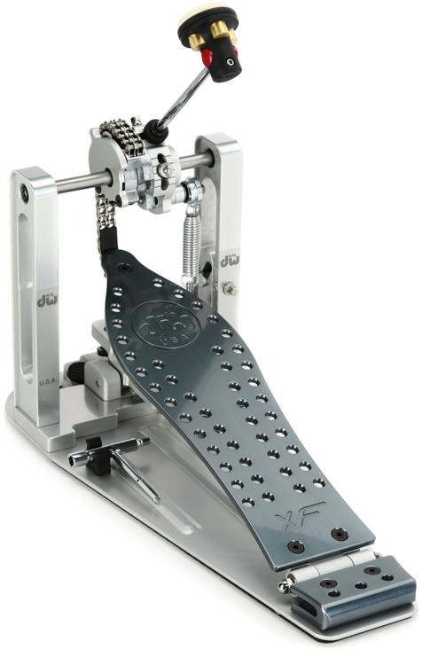 DW DWCPMCDXF MCD Machined Chain Drive Single Bass Drum Pedal with Extended Footboard - Polished ...