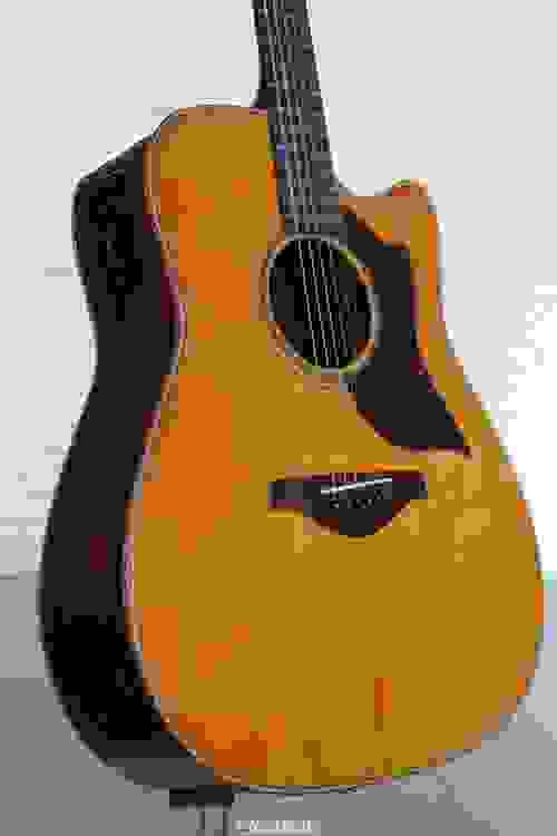 Yamaha A1R Dreadnought Cutaway Acoustic-electric Guitar - Vintage Natural Reviews | Sweetwater
