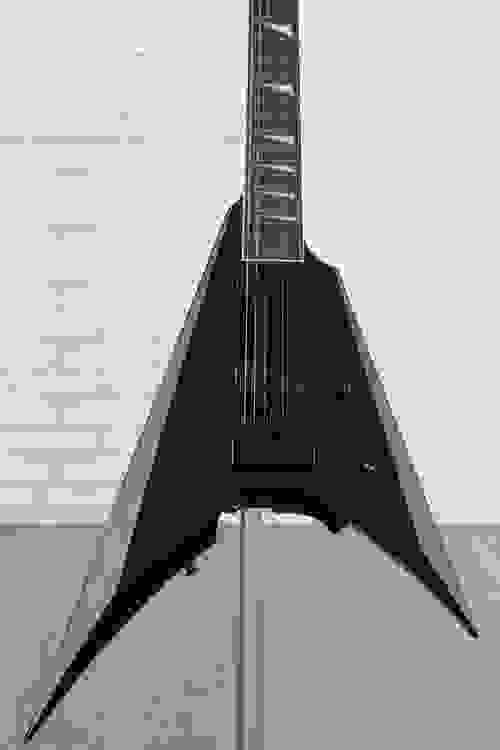 ESP LTD Arrow-1007 EverTune 7-string Baritone Electric Guitar - Black ...