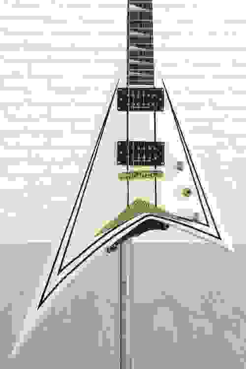 Jackson Pro Series Rhoads RRT3 - Ivory with Black Pinstripes | Sweetwater