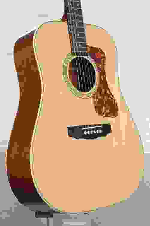 Guild D-140 Acoustic Guitar - Natural Reviews | Sweetwater