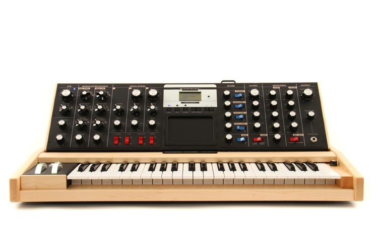 Moog Minimoog Voyager Select - Lunar/Maple | Sweetwater