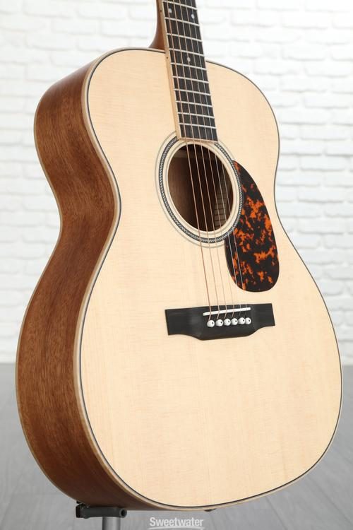 Larrivee OM-03 Recording Series Acoustic Guitar - Natural | Sweetwater