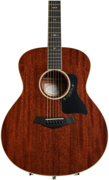 Taylor 526 - Mahogany back and sides | Sweetwater