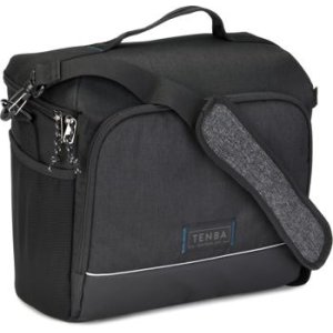 Canon EOS R6 Mark II Kit with RF 24-105mm f/4-7.1 IS STM Lens | Sweetwater