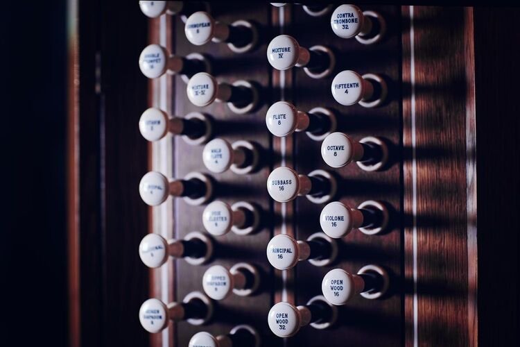 Spitfire Audio Symphonic Organ Virtual Instrument Plug-in | Sweetwater