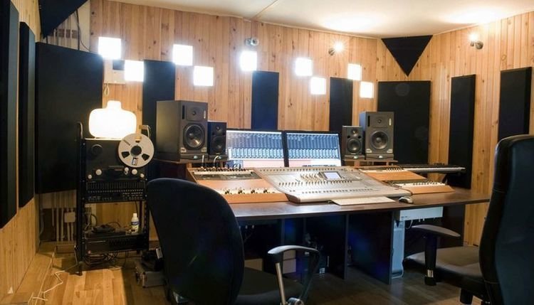 Primacoustic Cumulus Tri-corner Bass Trap 2-pack - Black | Sweetwater