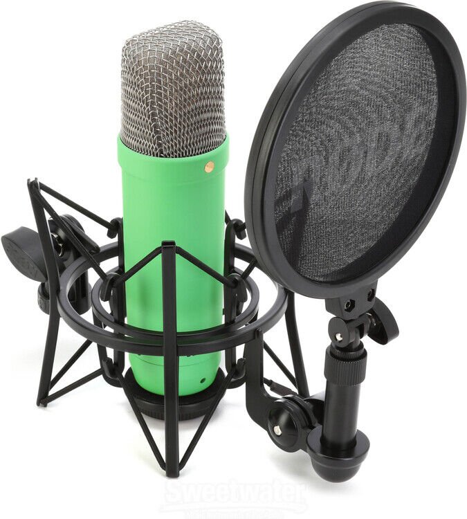 Rode NT1 Signature Series Condenser Microphone with SM6 Shockmount and ...
