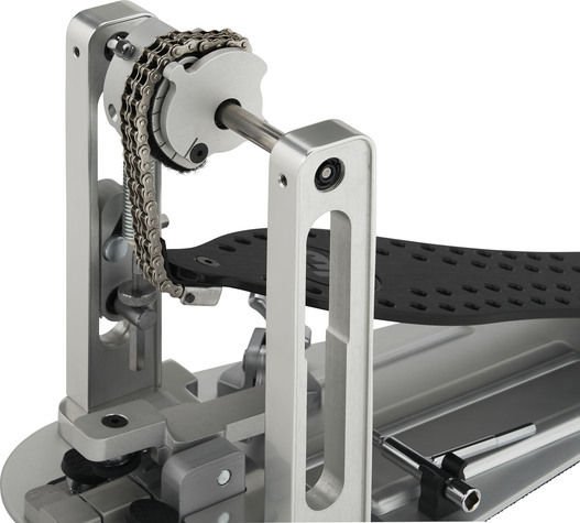 DW DWCPMCDBK MCD Machined Chain Drive Single Bass Drum Pedal - Graphite | Sweetwater