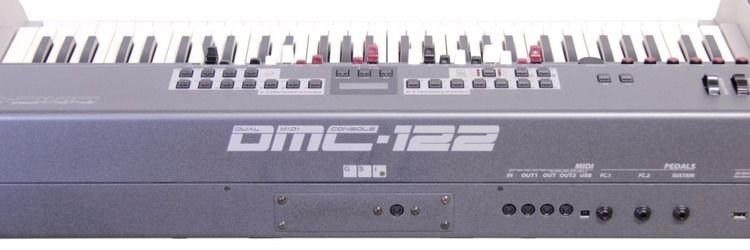 GSi DMC-122 Dual Manual Keyboard Controller | Sweetwater