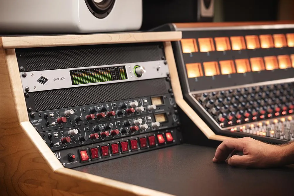 Universal Audio Apollo X Gen 2 - Sweetwater
