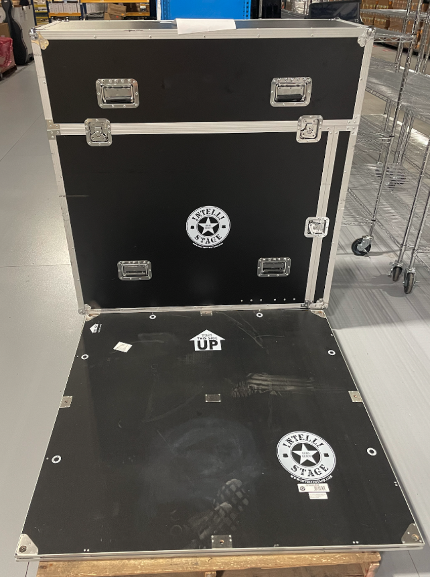 Used IntelliStage Rolling Flight Case for - Sweetwater's Gear Exchange