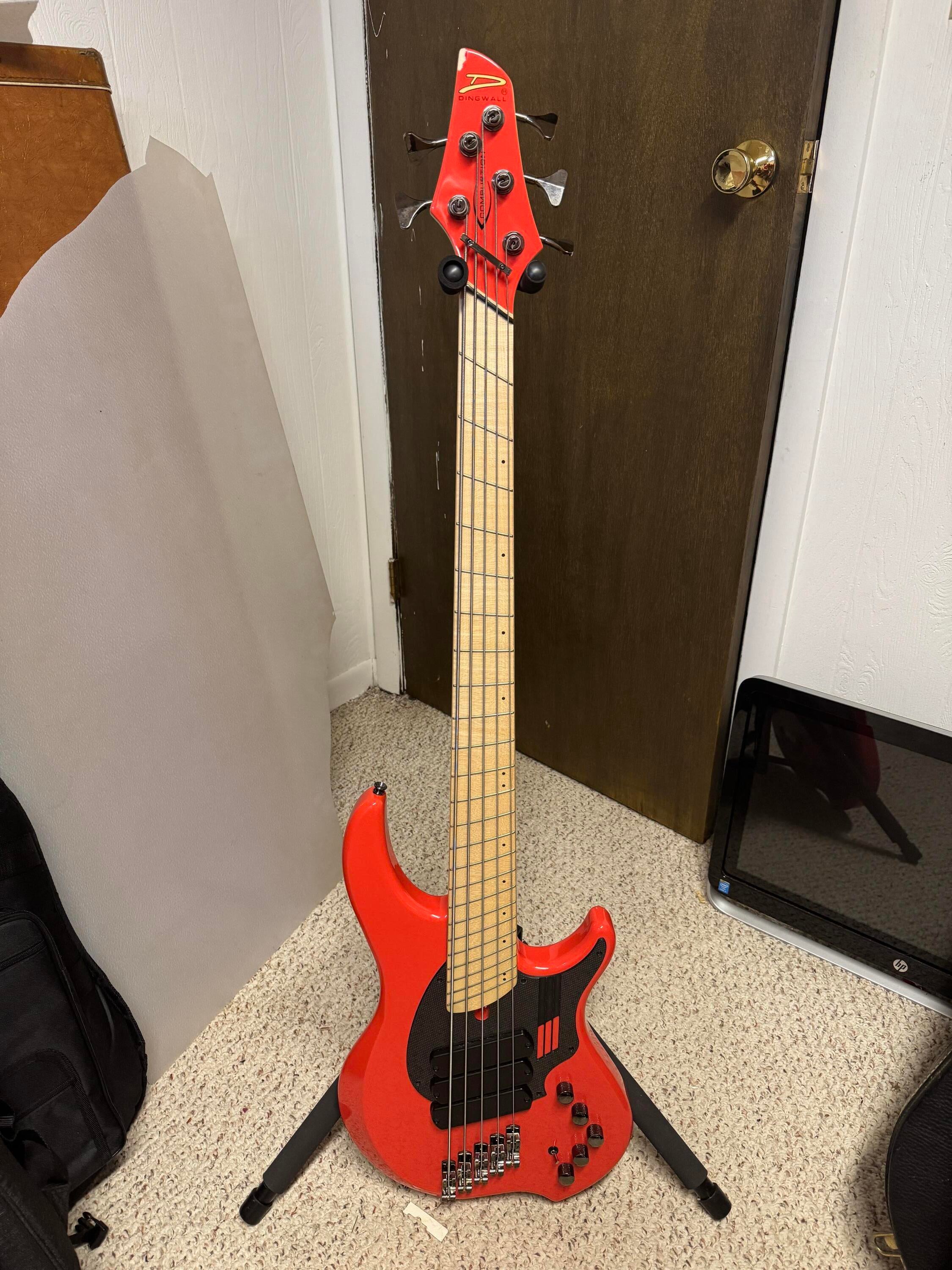 Used Dingwall NG3 5 string bass - Sweetwater's Gear Exchange