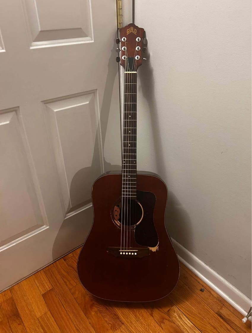Used Guild D-25 - Sweetwater's Gear Exchange