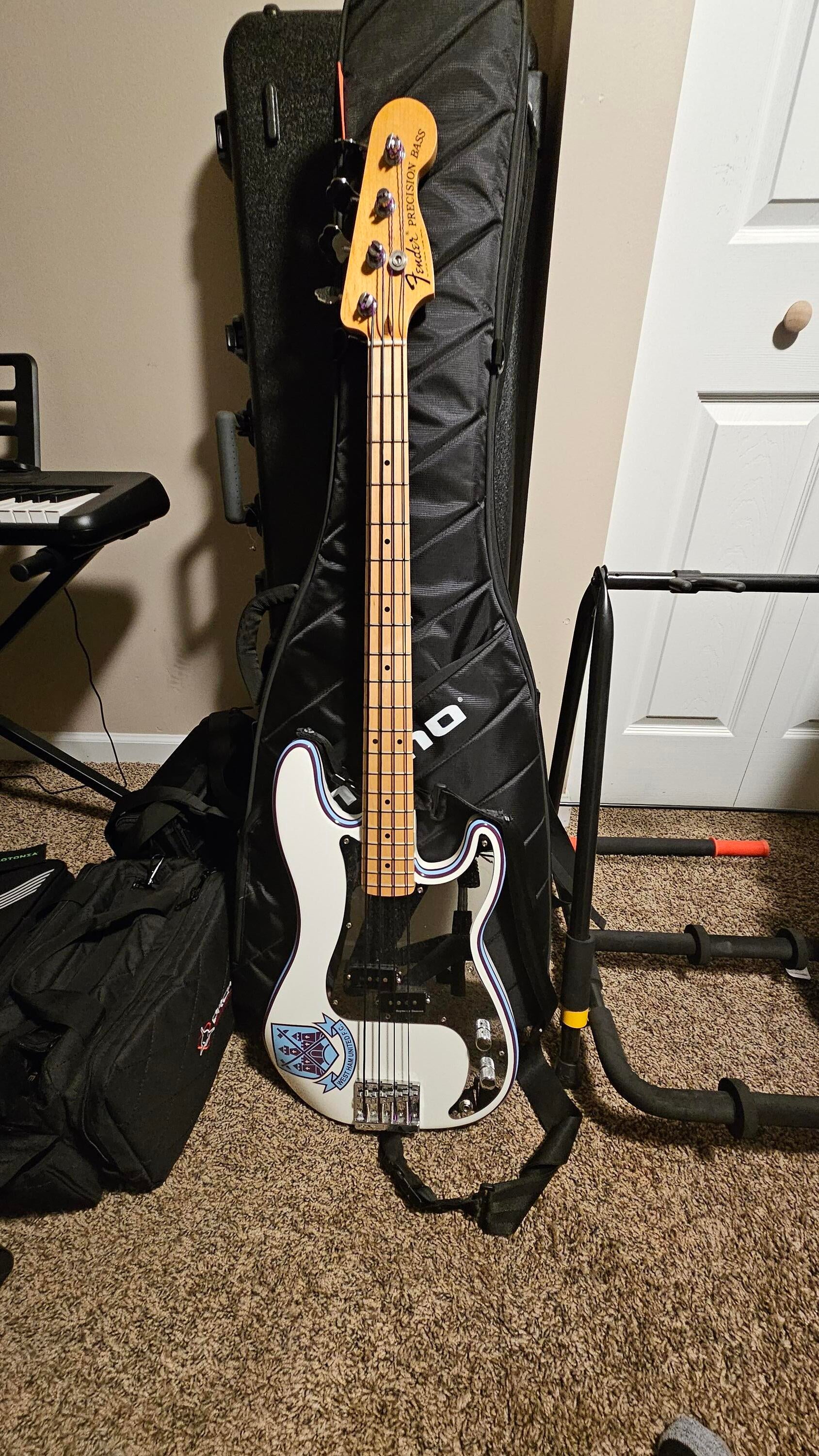 Used Fender Steve Harris Precision - Sweetwater's Gear Exchange
