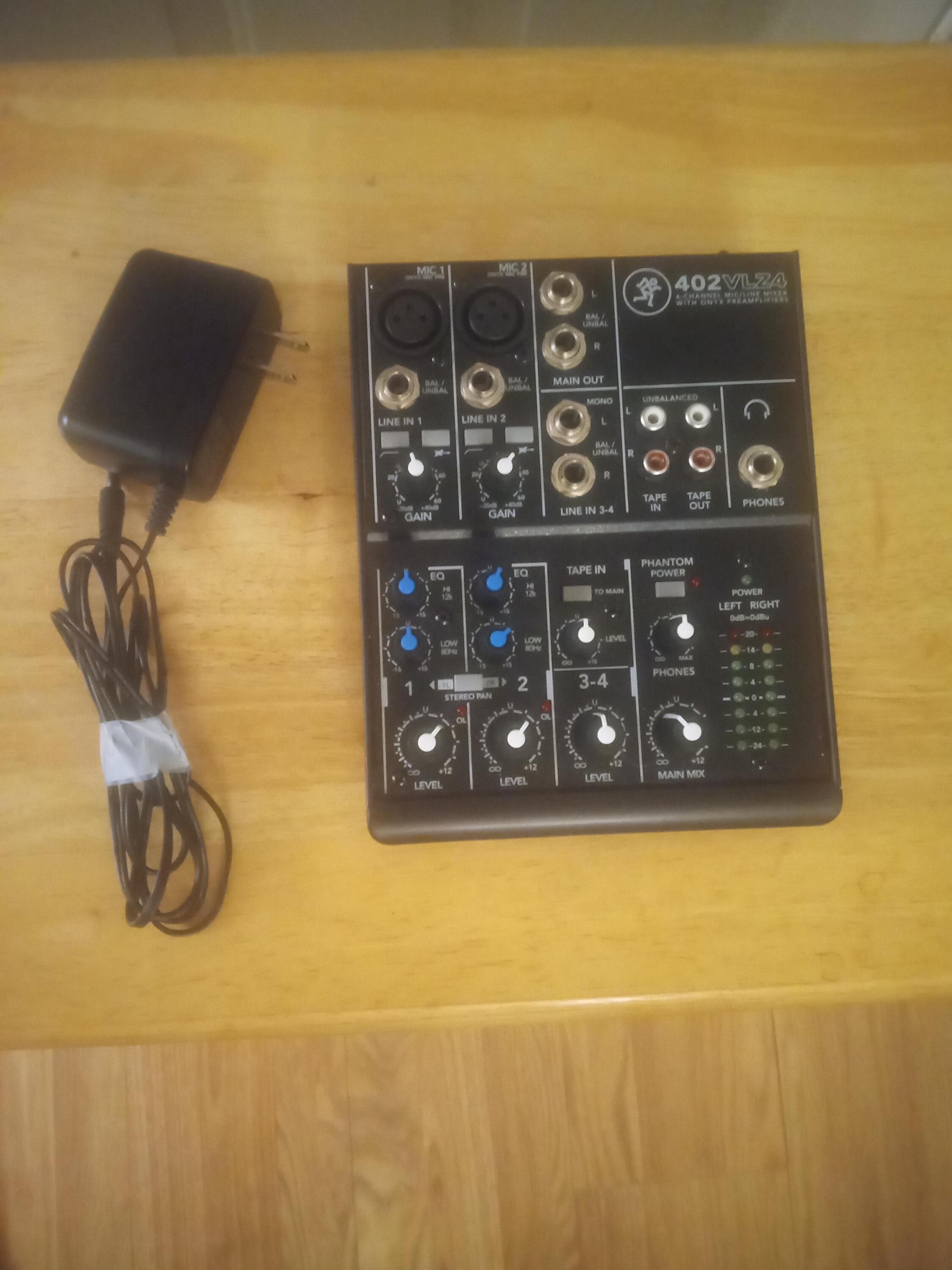 Used Mackie 402VLZ4 4-channel - Sweetwater's Gear Exchange