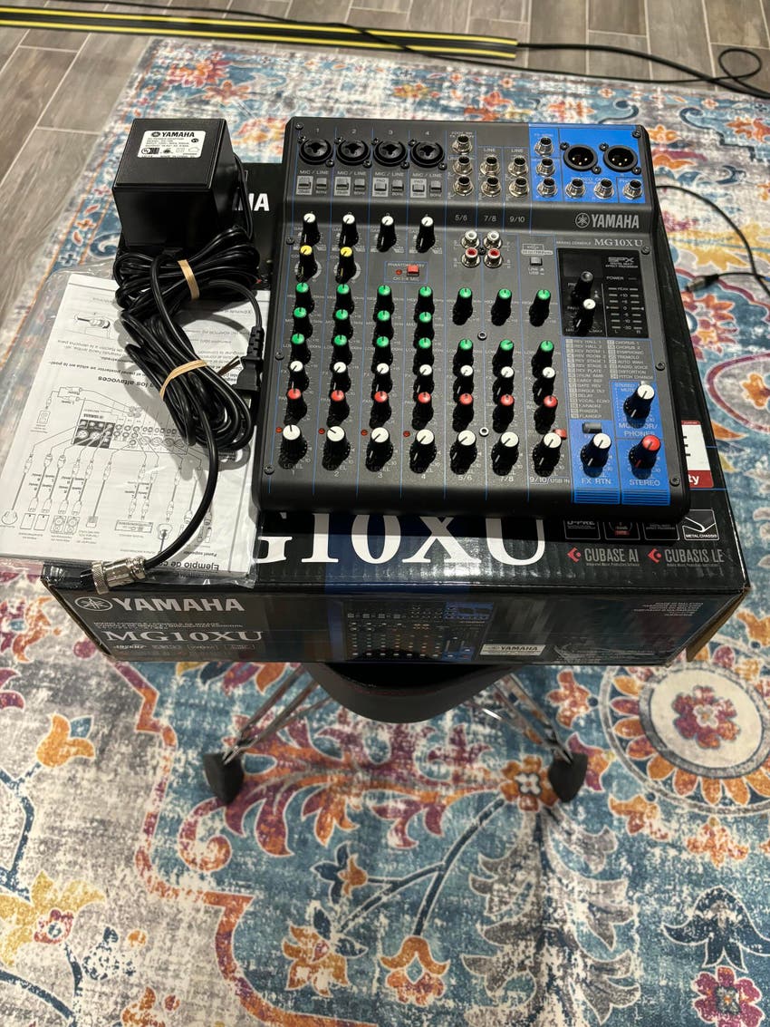 Used Yamaha MG10XU 10-channel Mixer with USB - Sweetwater's Gear Exchange