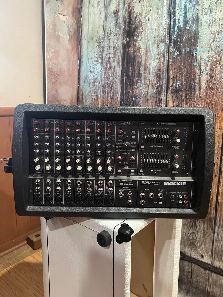 Used Mackie 808M 1200W 8 Channel - Sweetwater's Gear Exchange