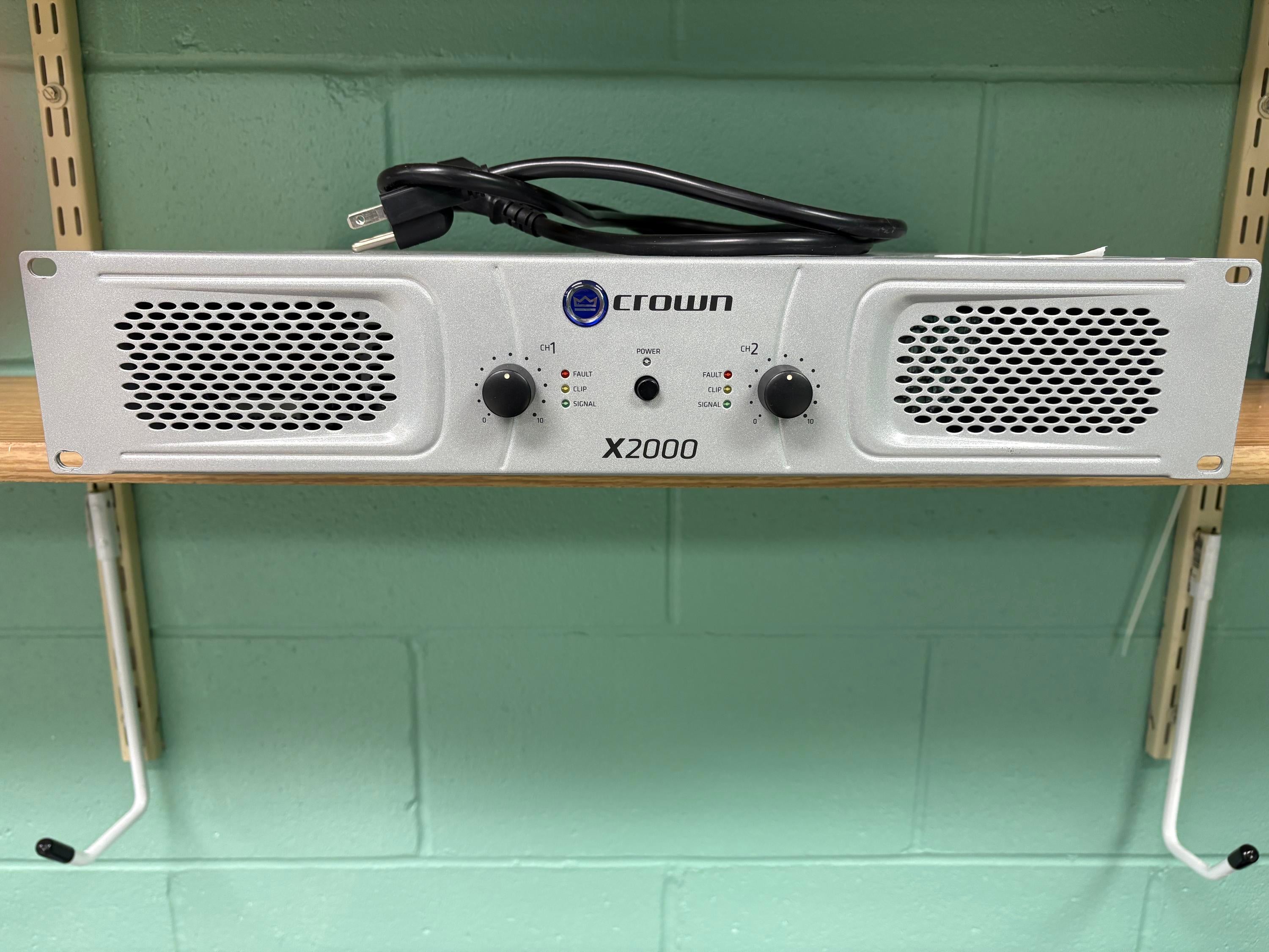Used Crown X2000 Power Amplifier - Sweetwater's Gear Exchange