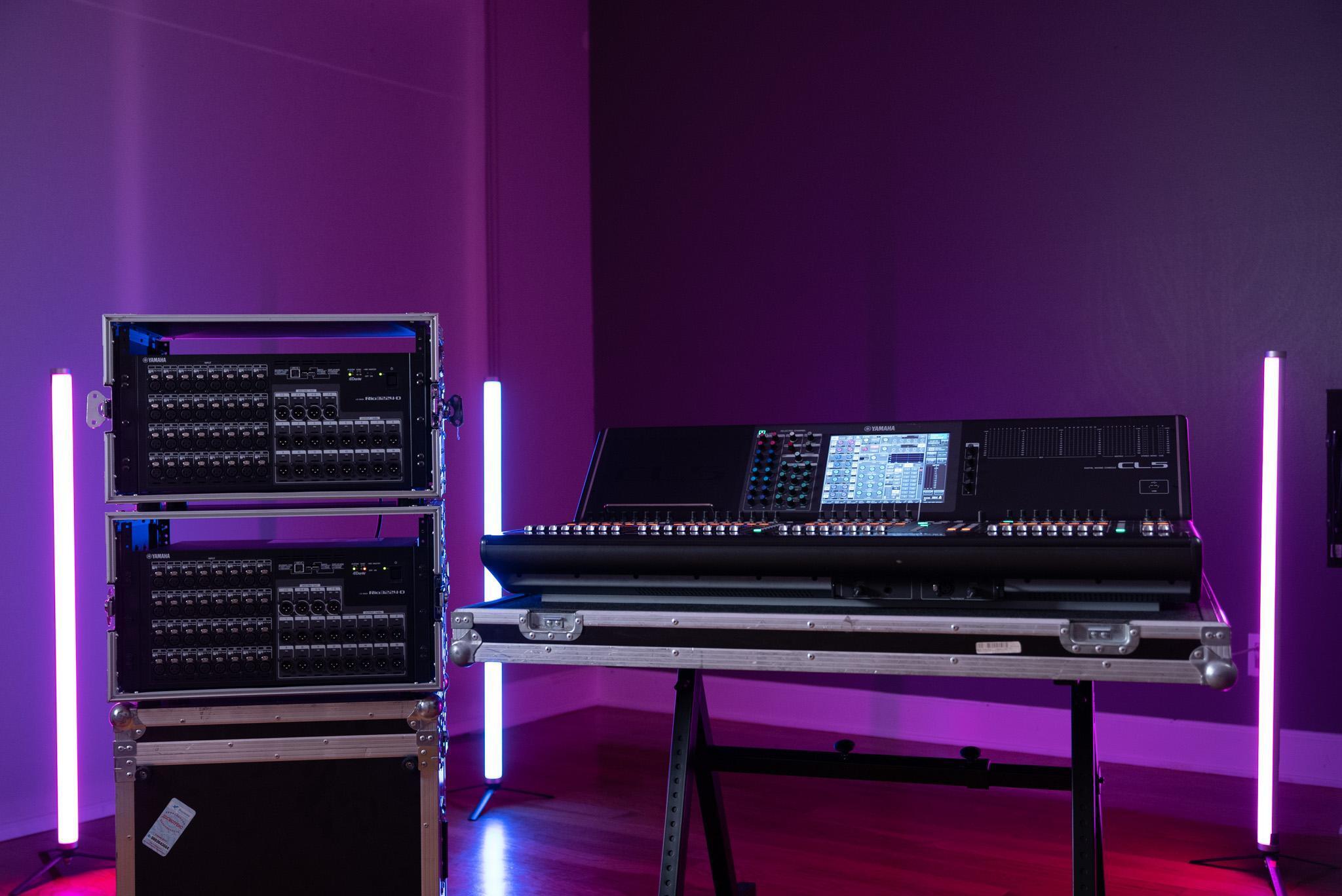 Used Yamaha CL5 Digital Mixer - Sweetwater's Gear Exchange