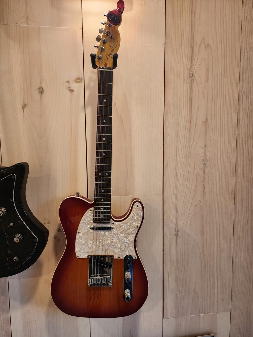 Used Fender Telecaster American - Sweetwater's Gear Exchange