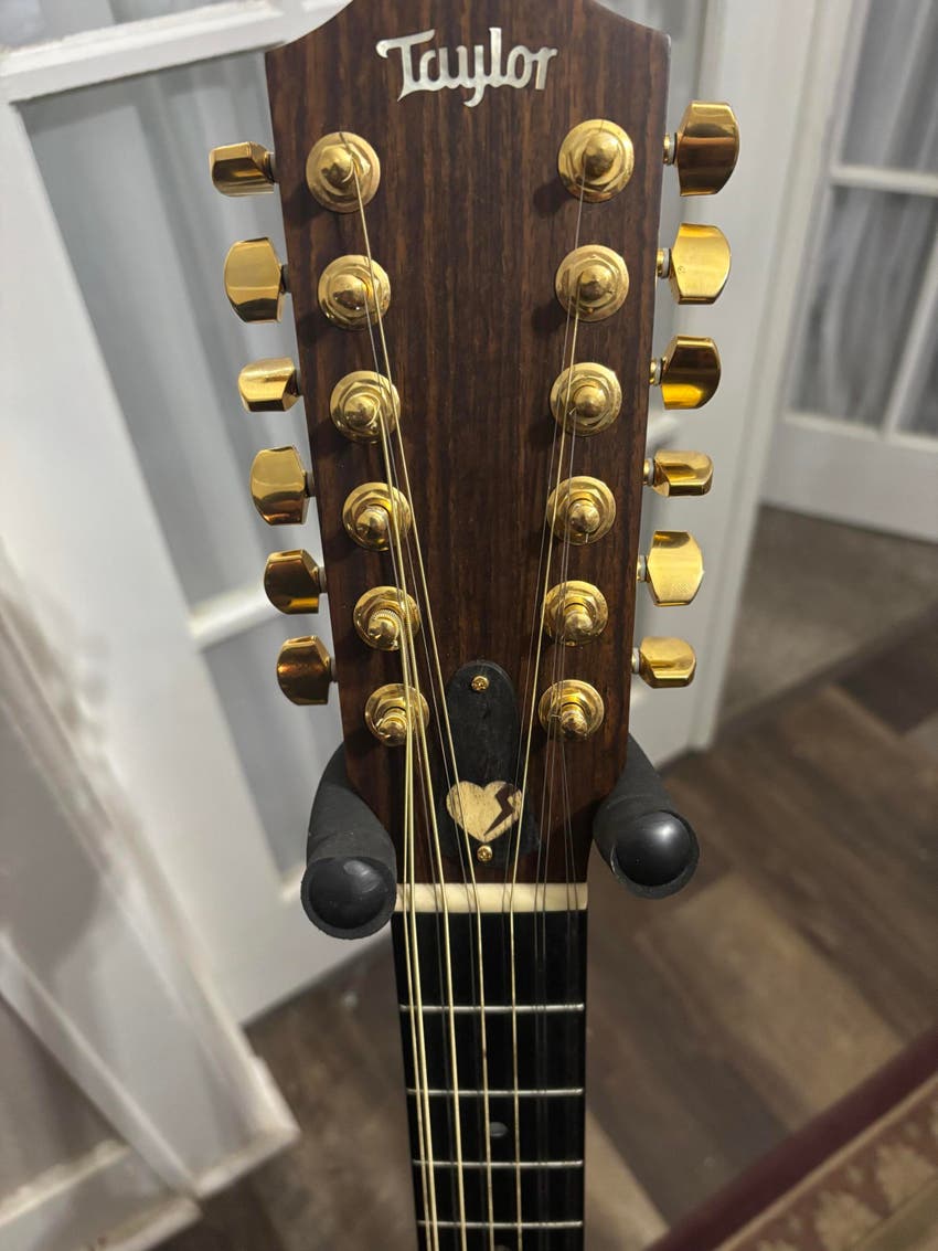 Used Taylor 750 12string - Sweetwater's Gear Exchange