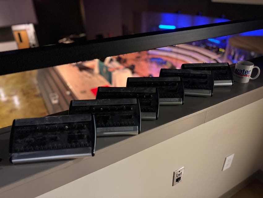 Used Behringer Powerplay P16-M - Sweetwater's Gear Exchange