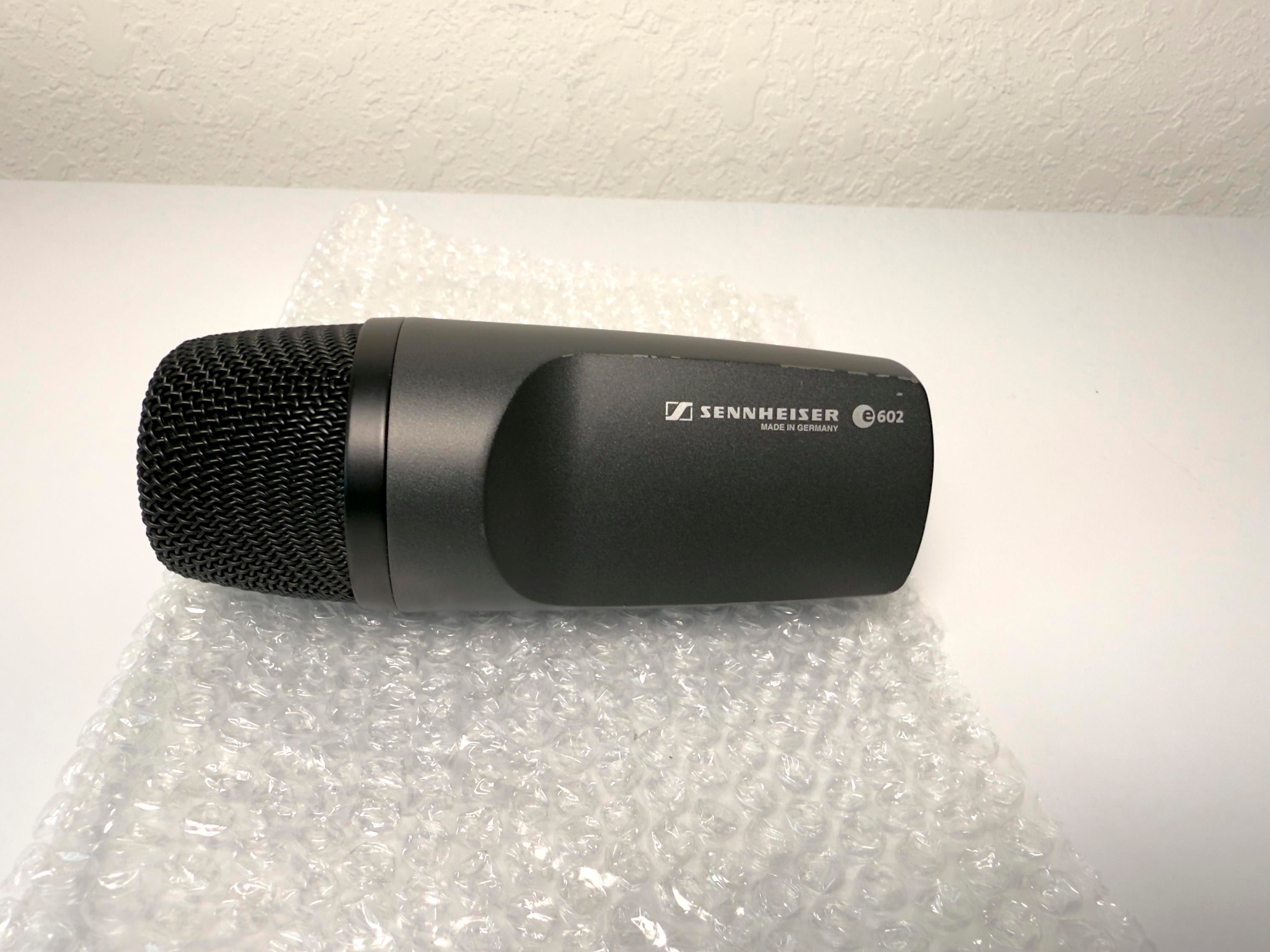 Used Sennheiser e602 Dynamic - - Sweetwater's Gear Exchange