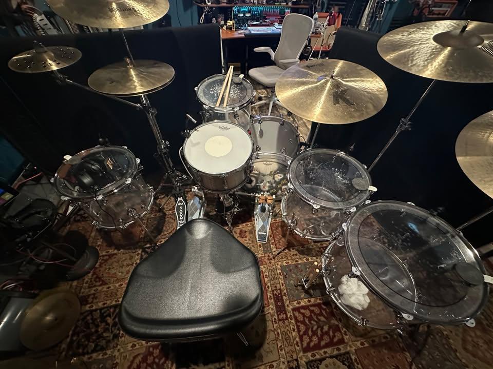 Used DW CUSTOM DW Acrylic Drums - Sweetwater's Gear Exchange