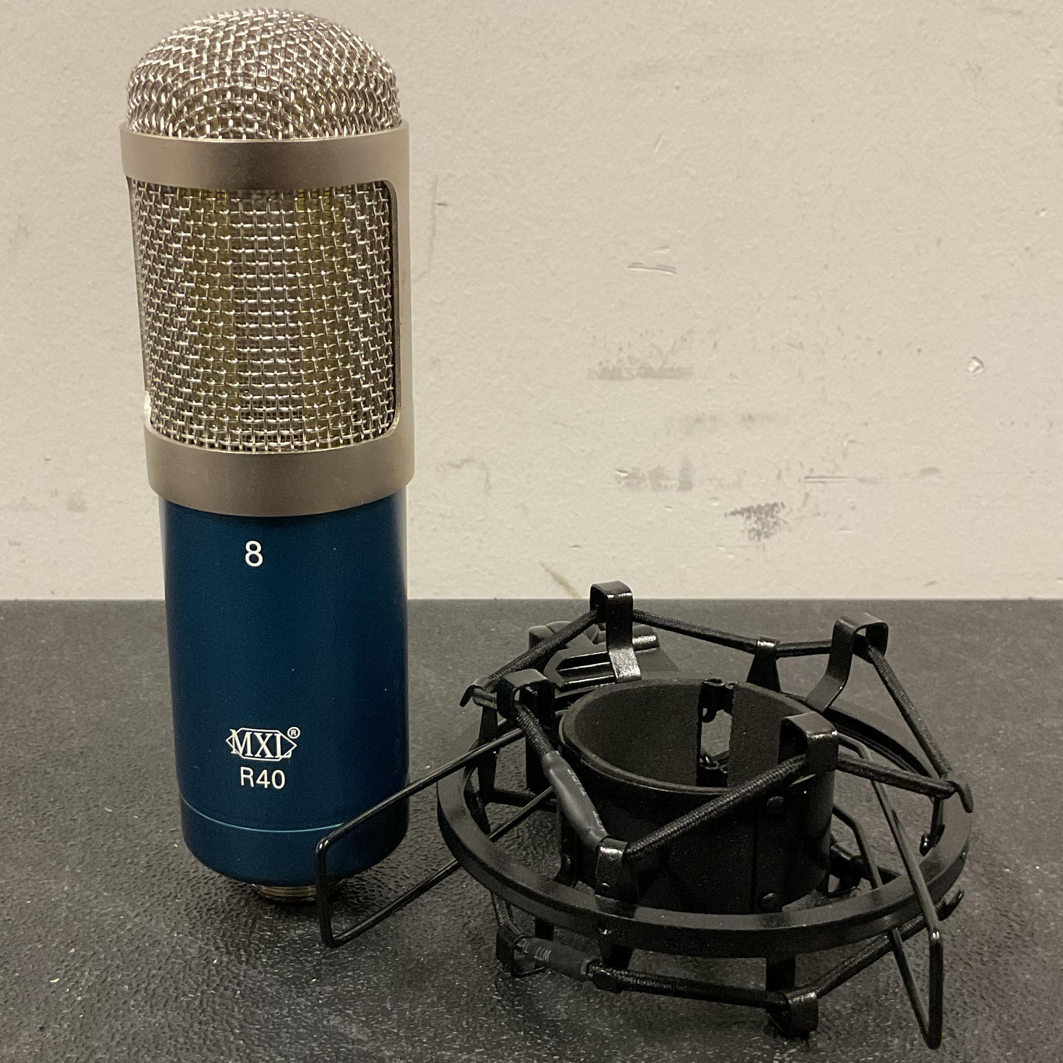 Used MXL R40 Ribbon Microphone with - Sweetwater's Gear Exchange