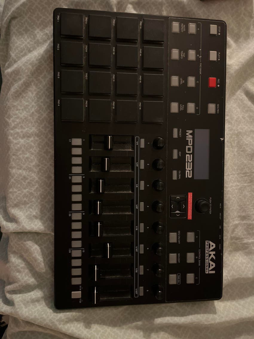 Used Akai Professional MPD232 Pad - Sweetwater's Gear Exchange