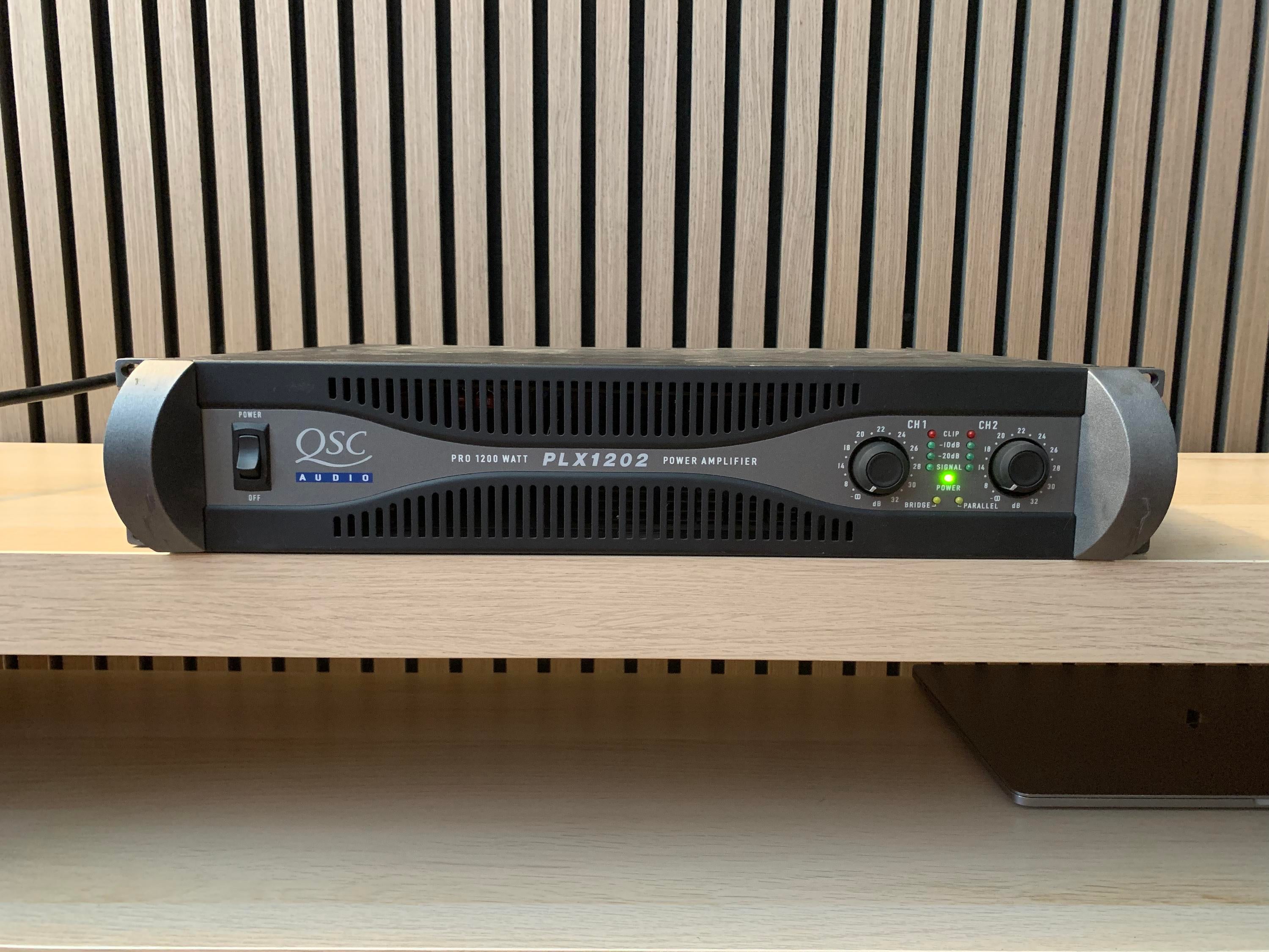 Used QSC PLX1202 Power Amplifier - Sweetwater's Gear Exchange