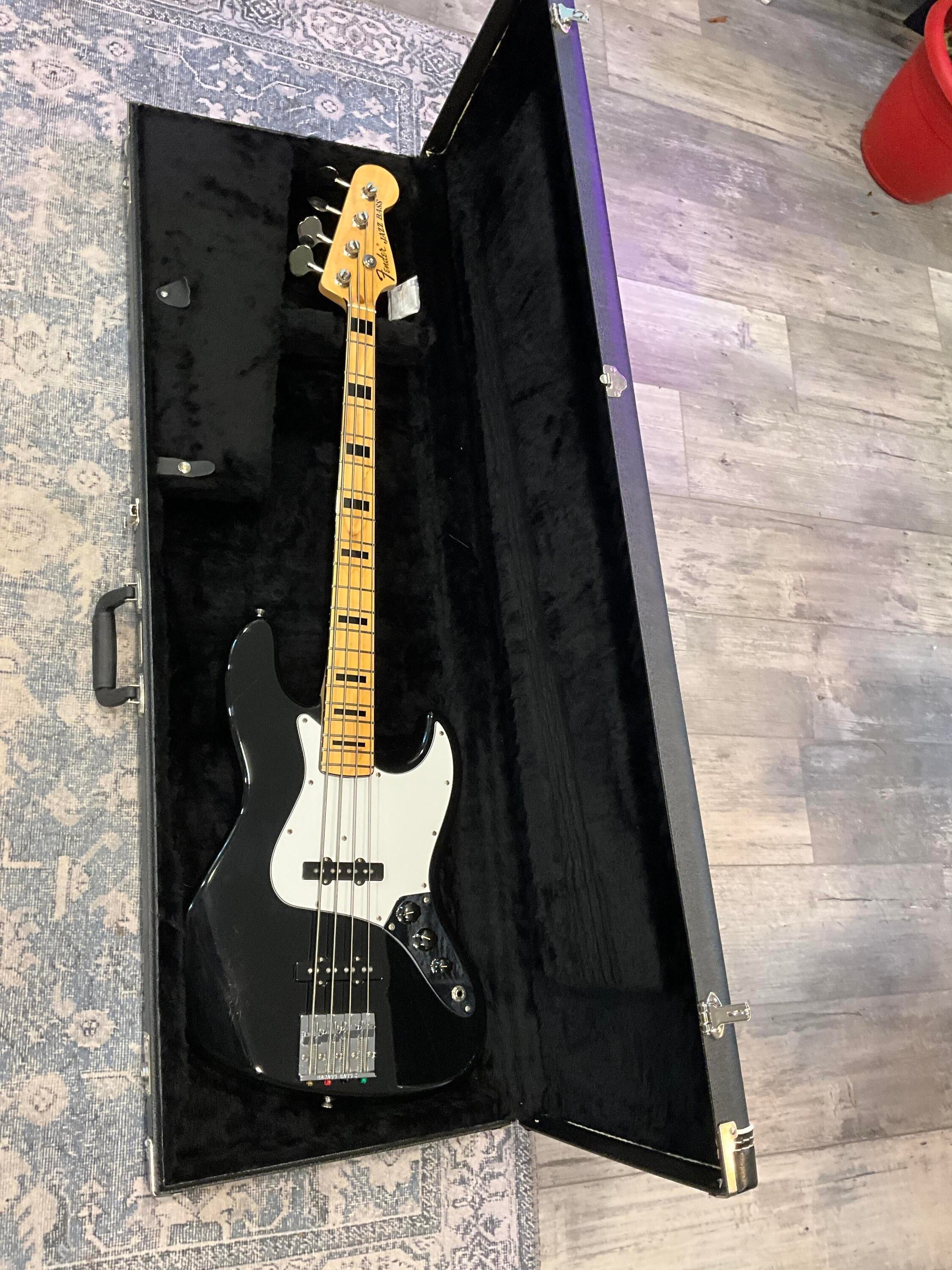 Used Fender Geddy Lee Jazz Bass - - Sweetwater's Gear Exchange