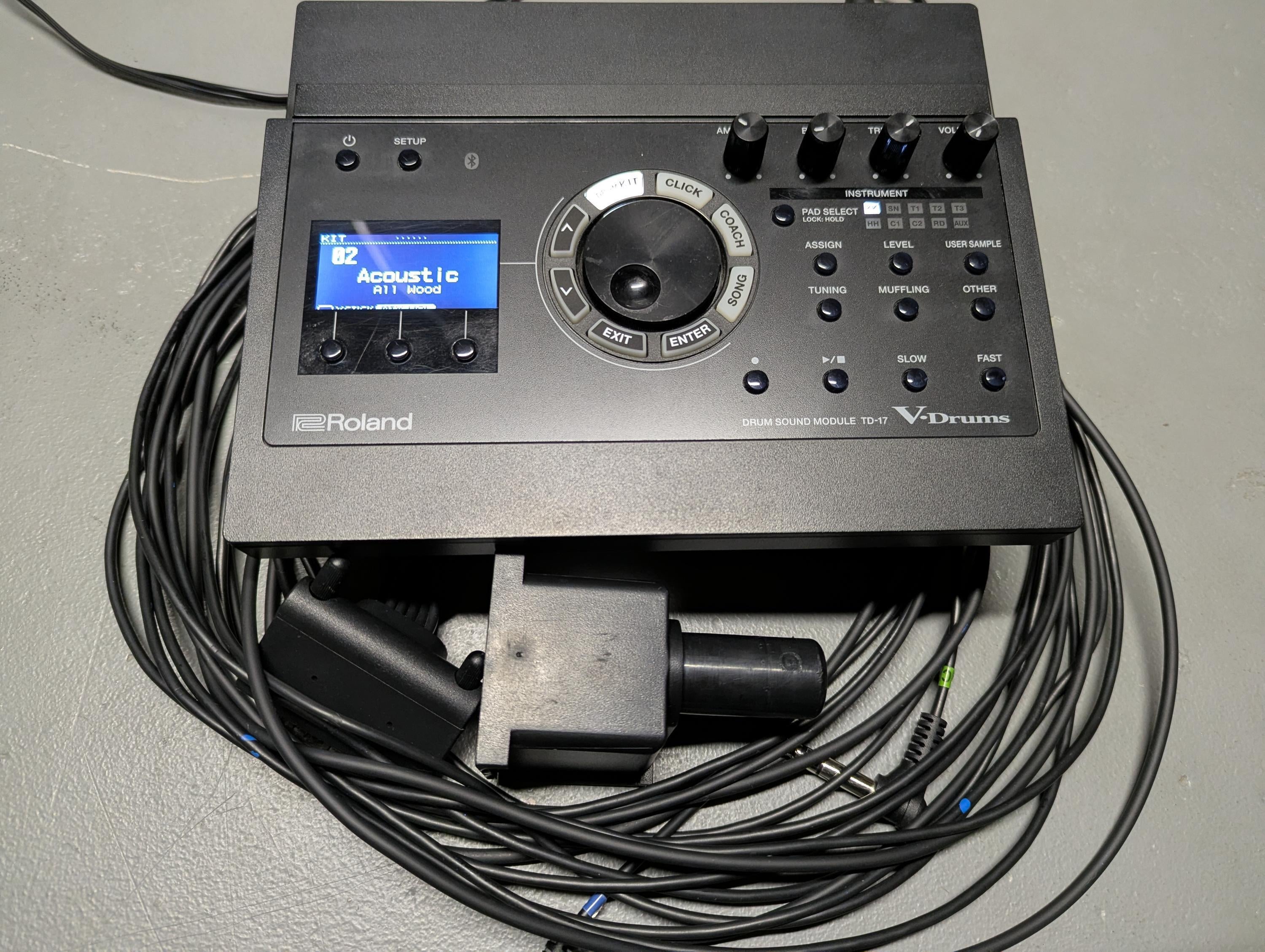 Used Roland TD-17 Drum Sound Module - Sweetwater's Gear Exchange
