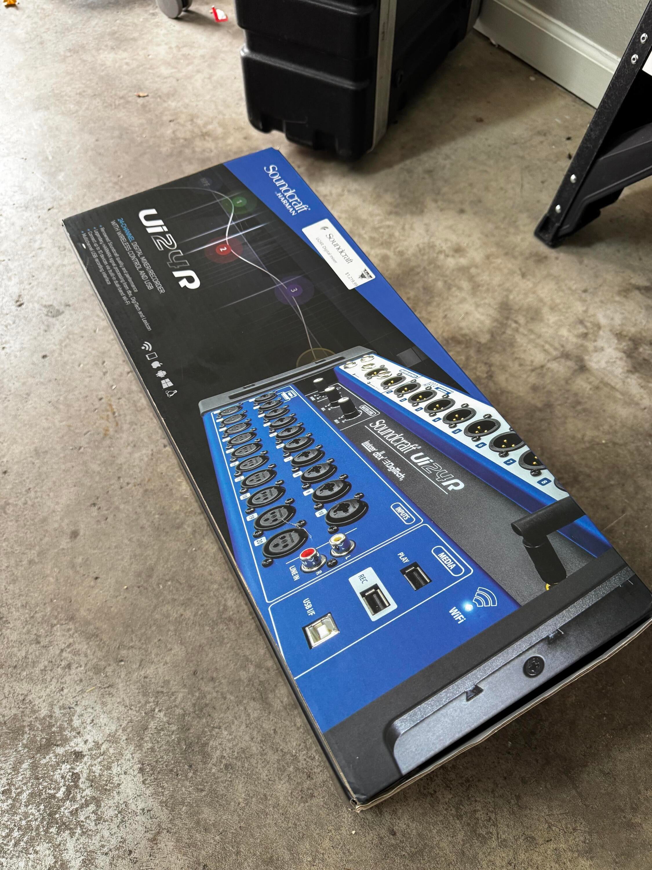 Used Soundcraft Ui16 16-channel - Sweetwater's Gear Exchange