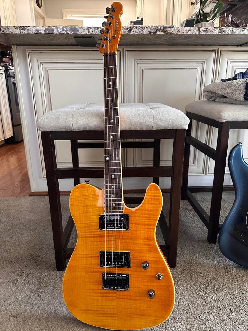 Used Fender Beautiful almost mint condition - Sweetwater's Gear Exchange