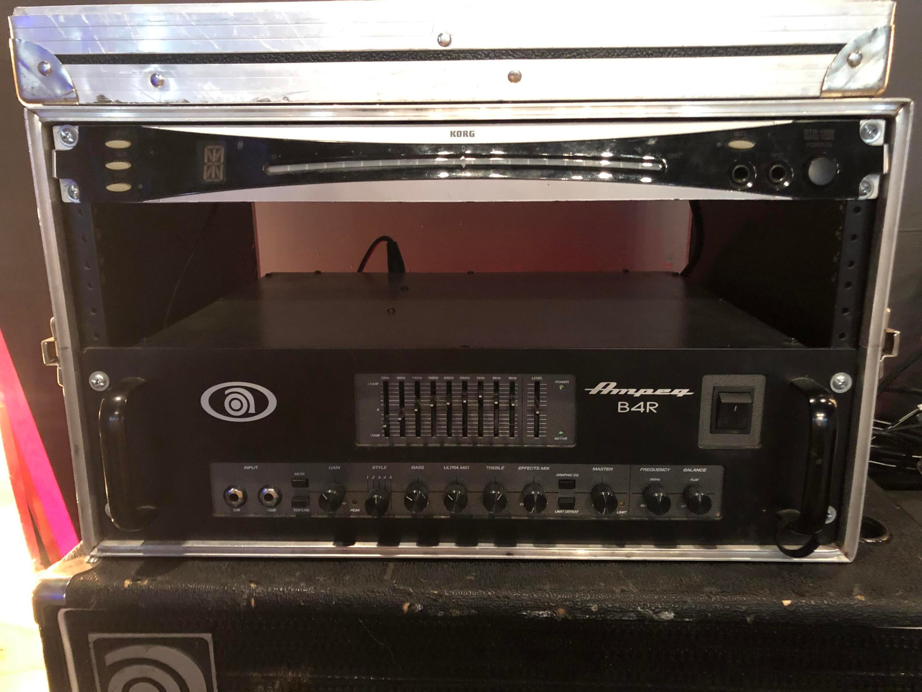 Used Ampeg B4R - Sweetwater's Gear Exchange