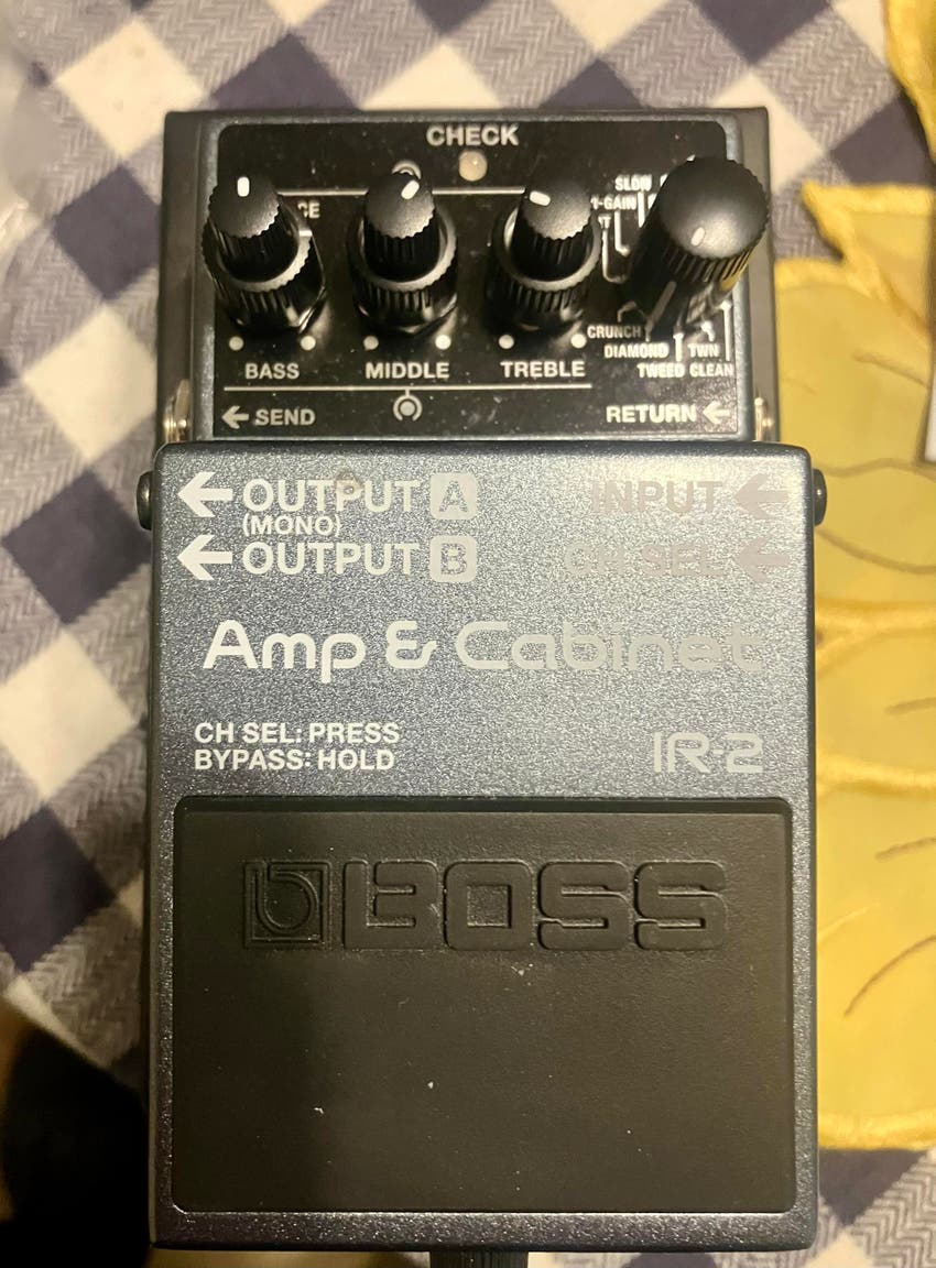 Used Boss IR-2 Amp and IR Cabinet - Sweetwater's Gear Exchange