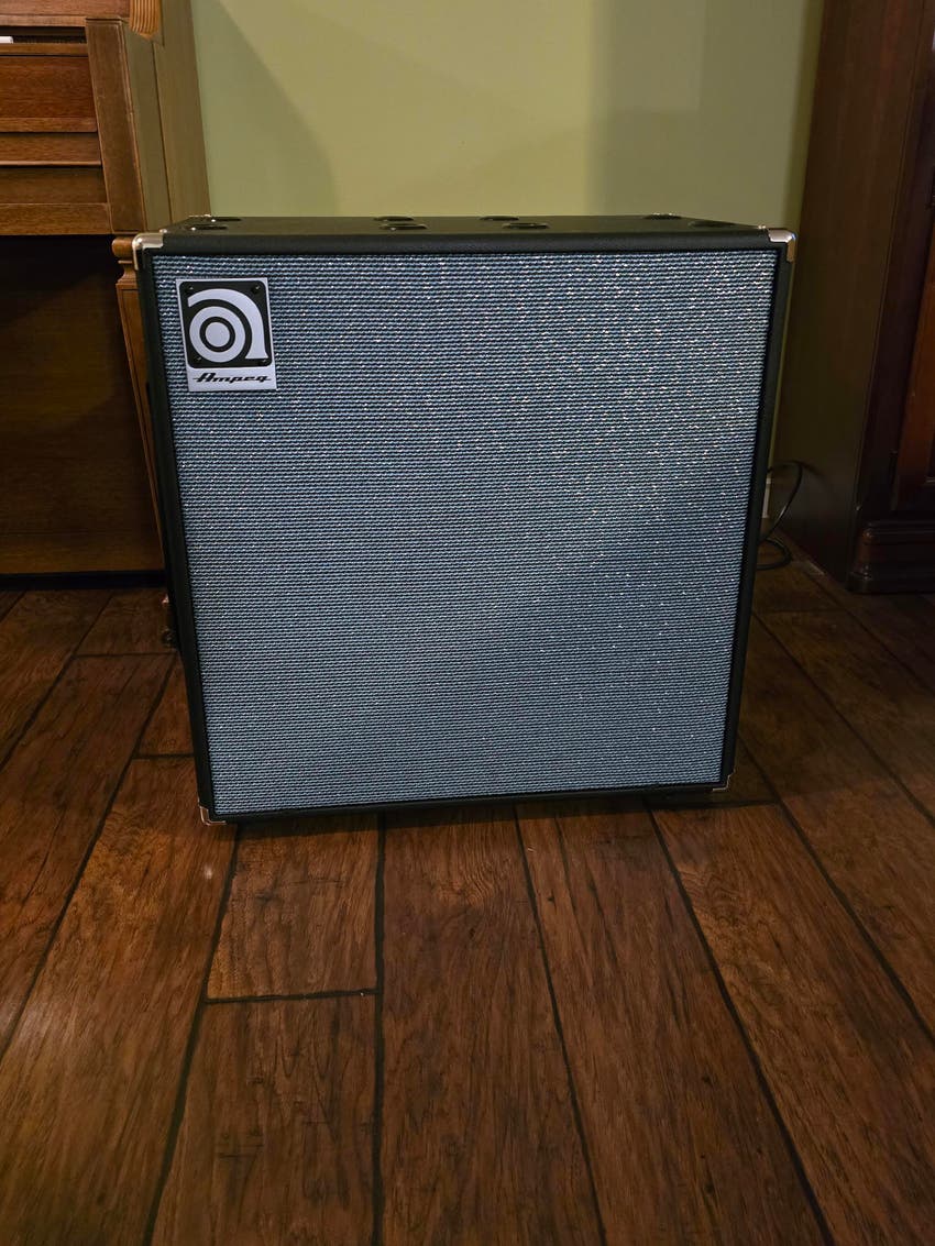 Used Ampeg SVT-212AV 2x12" 600-watt - Sweetwater's Gear Exchange