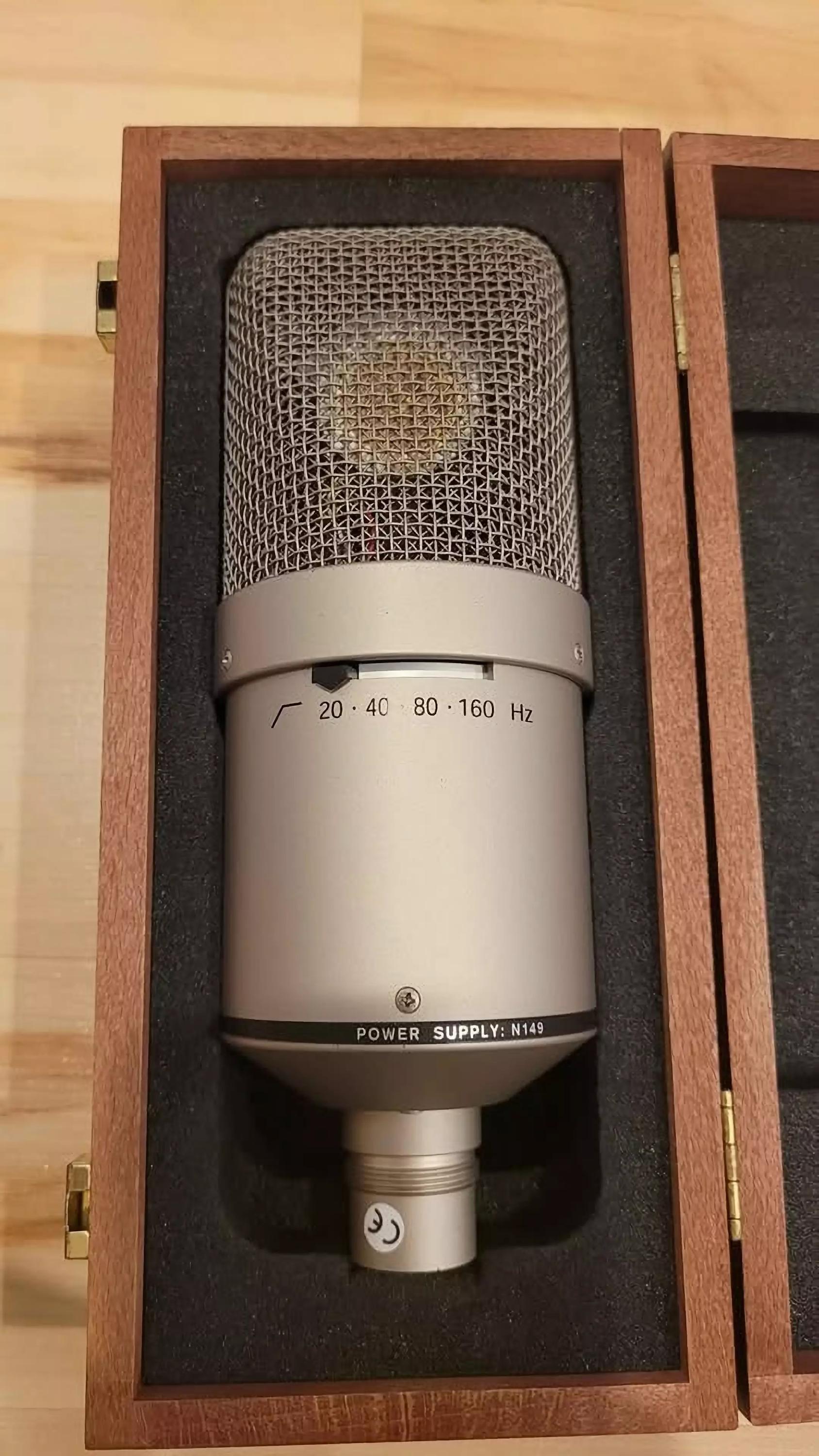 Used Neumann M149 Studio Microphone - Sweetwater's Gear Exchange