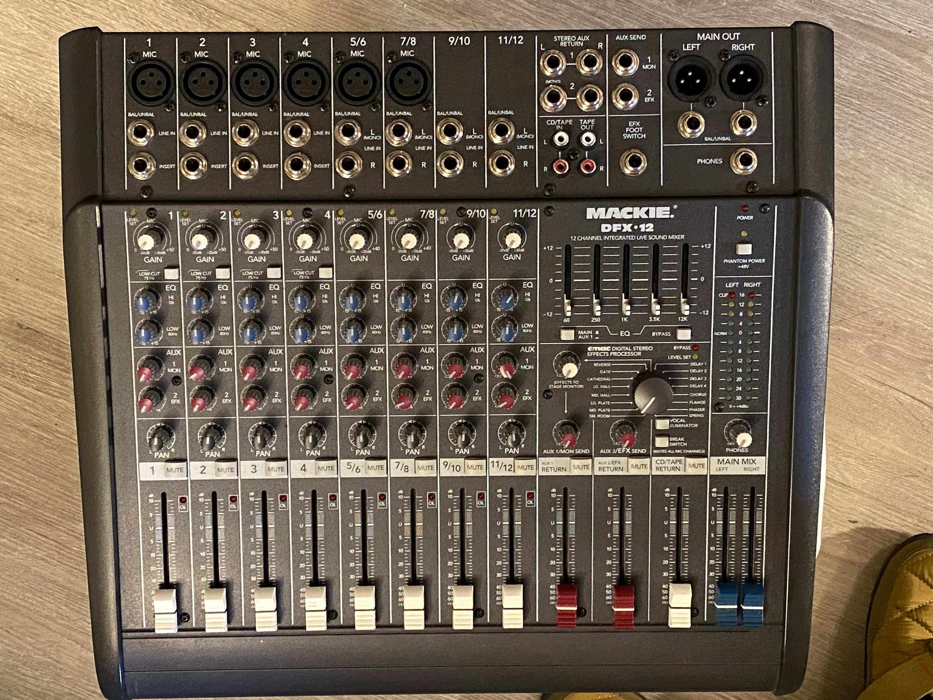 Used Mackie DFX-12 - Sweetwater's Gear Exchange