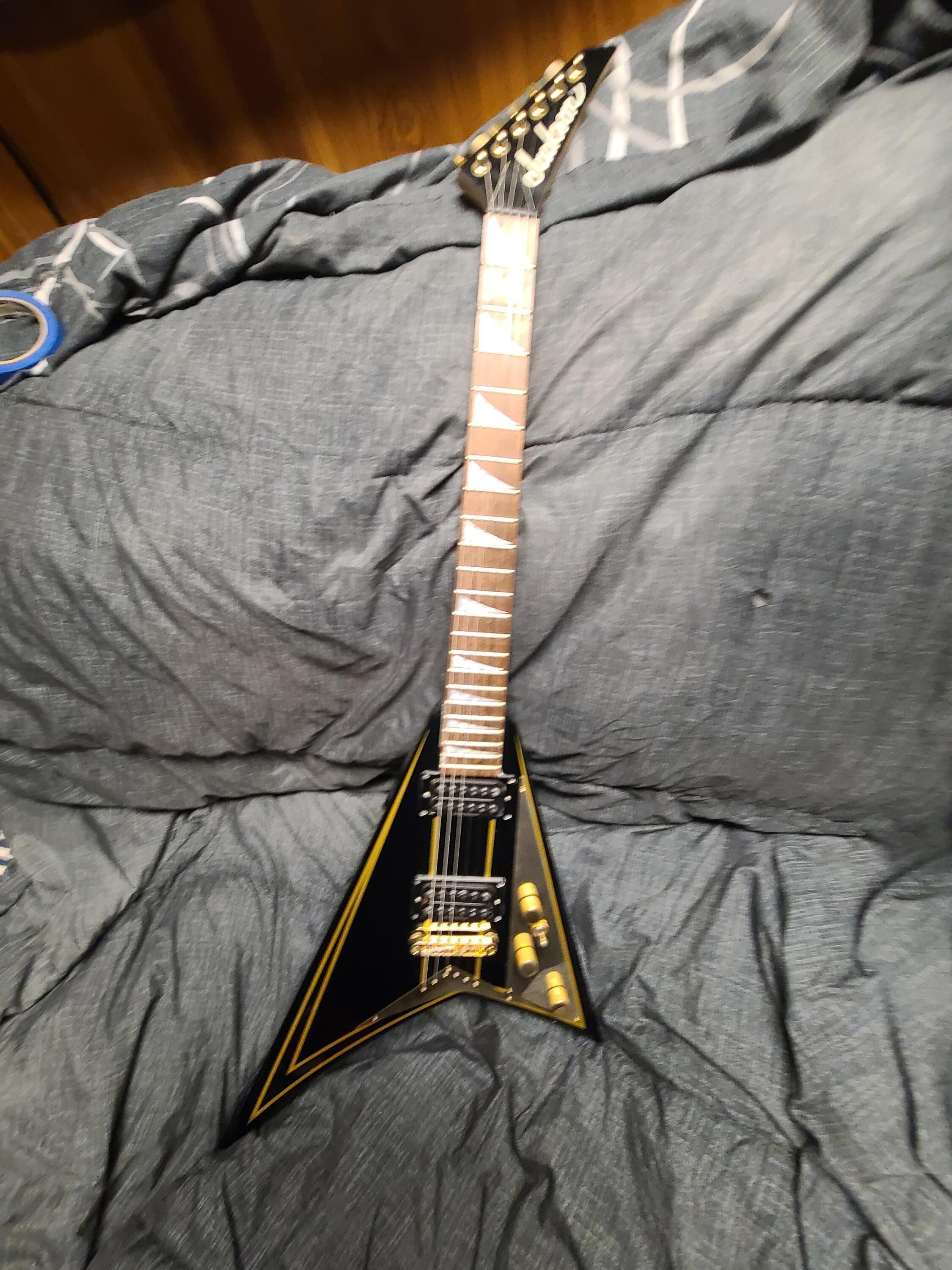 Used Jackson Rhoads RR3 RARE String - Sweetwater's Gear Exchange