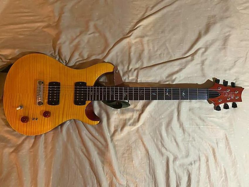 Used PRS SE Paul’s Guitar - Amber - Sweetwater's Gear Exchange