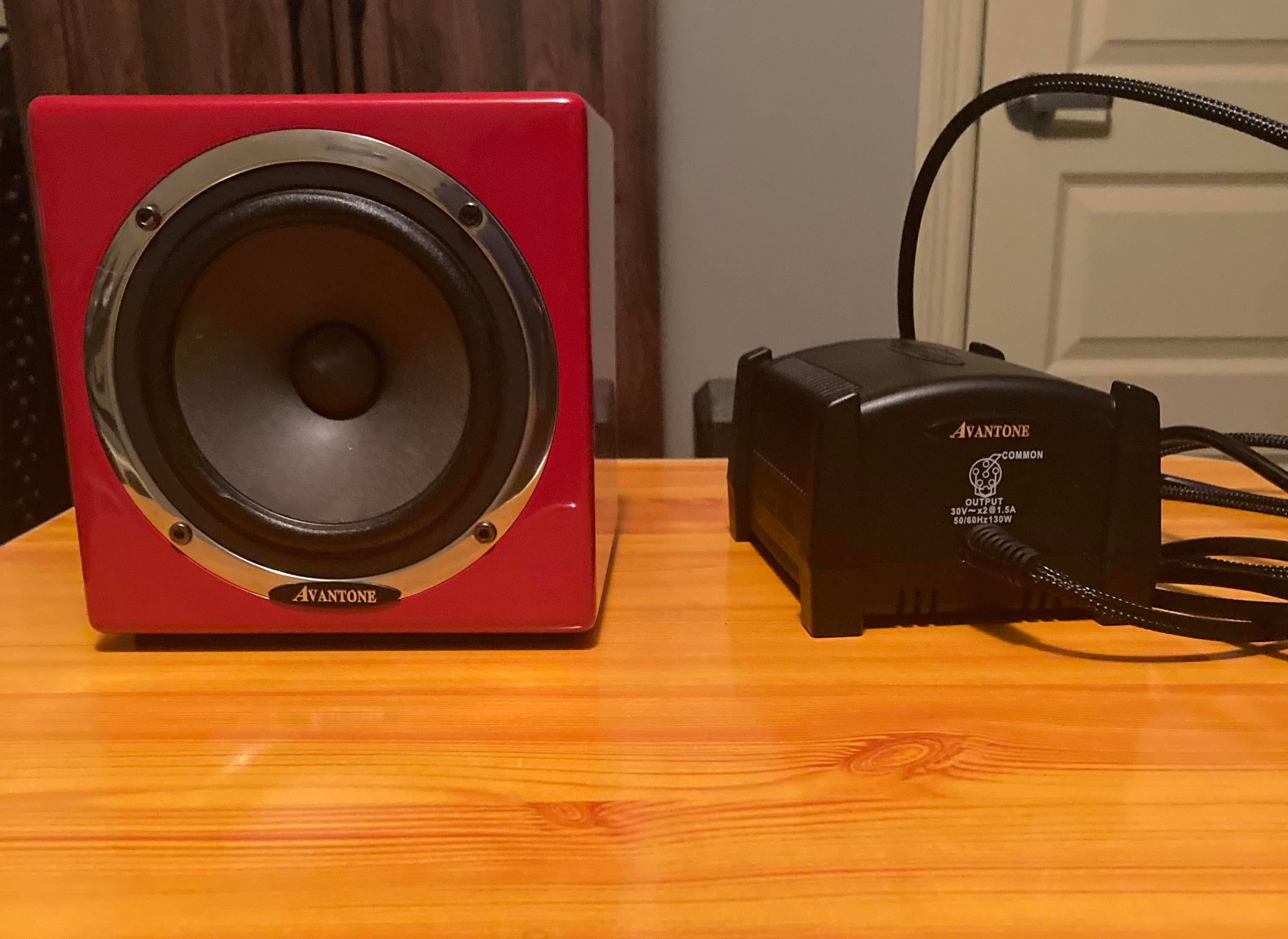 Used Avantone Pro Active MixCube - Sweetwater's Gear Exchange