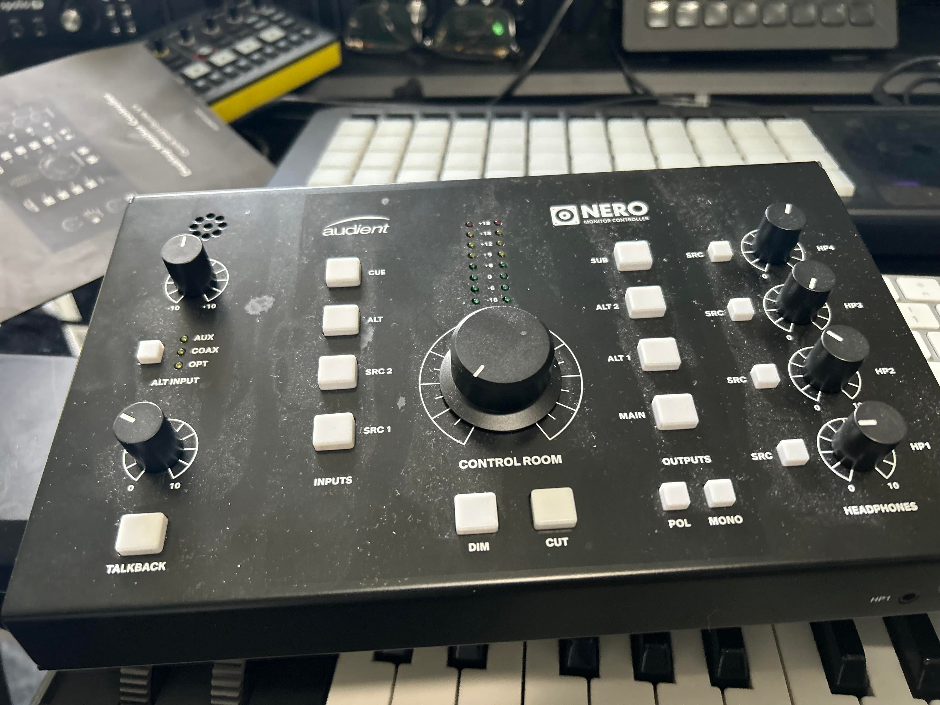 Used Audient Nero Desktop Monitor - Sweetwater's Gear Exchange